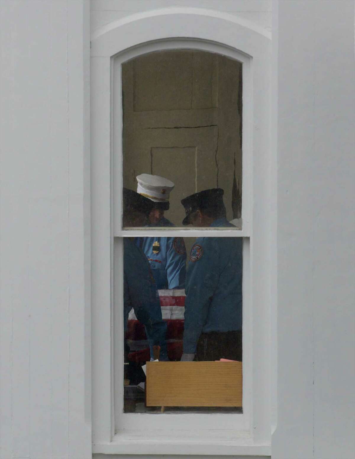 Lou Rell bid goodbye in life celebration