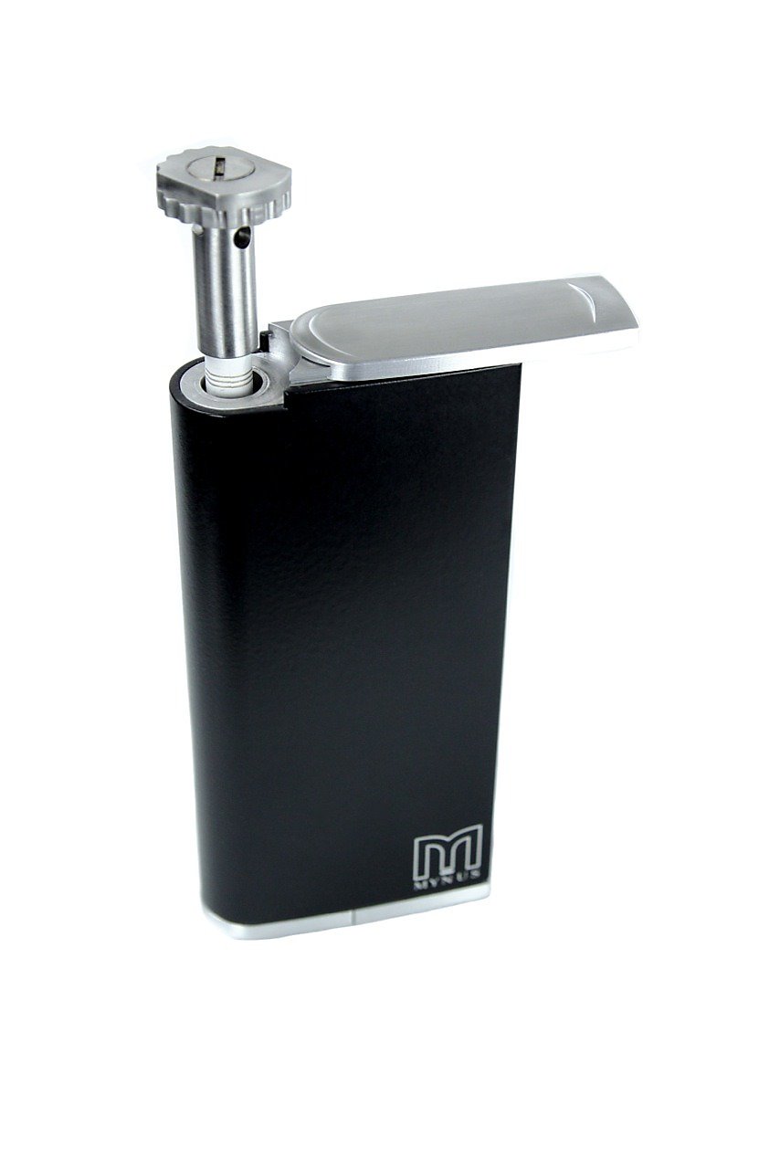 Smoking device helps users quit, inventor says