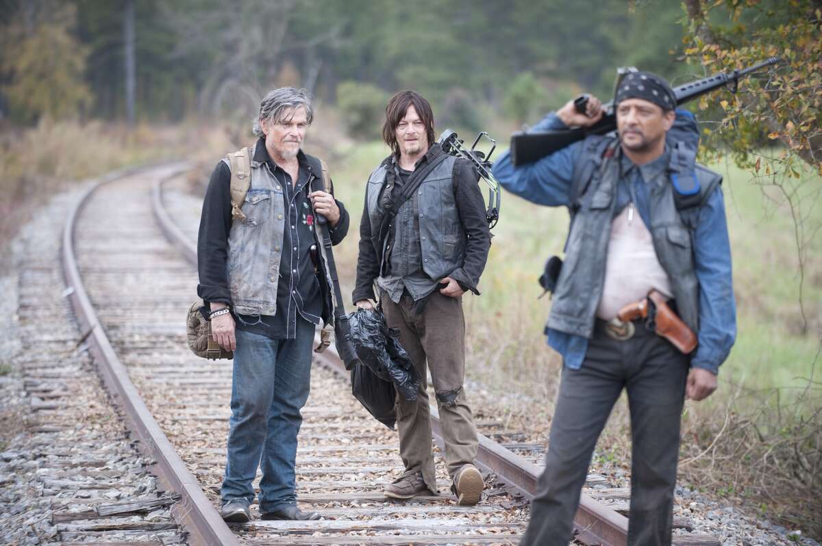 Houston actor's character killed gloriously on 'The Walking Dead'