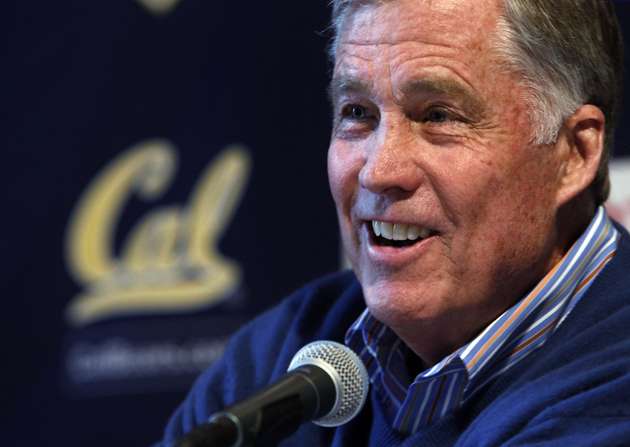 Retiring Cal coach Mike Montgomery lobbies for aide