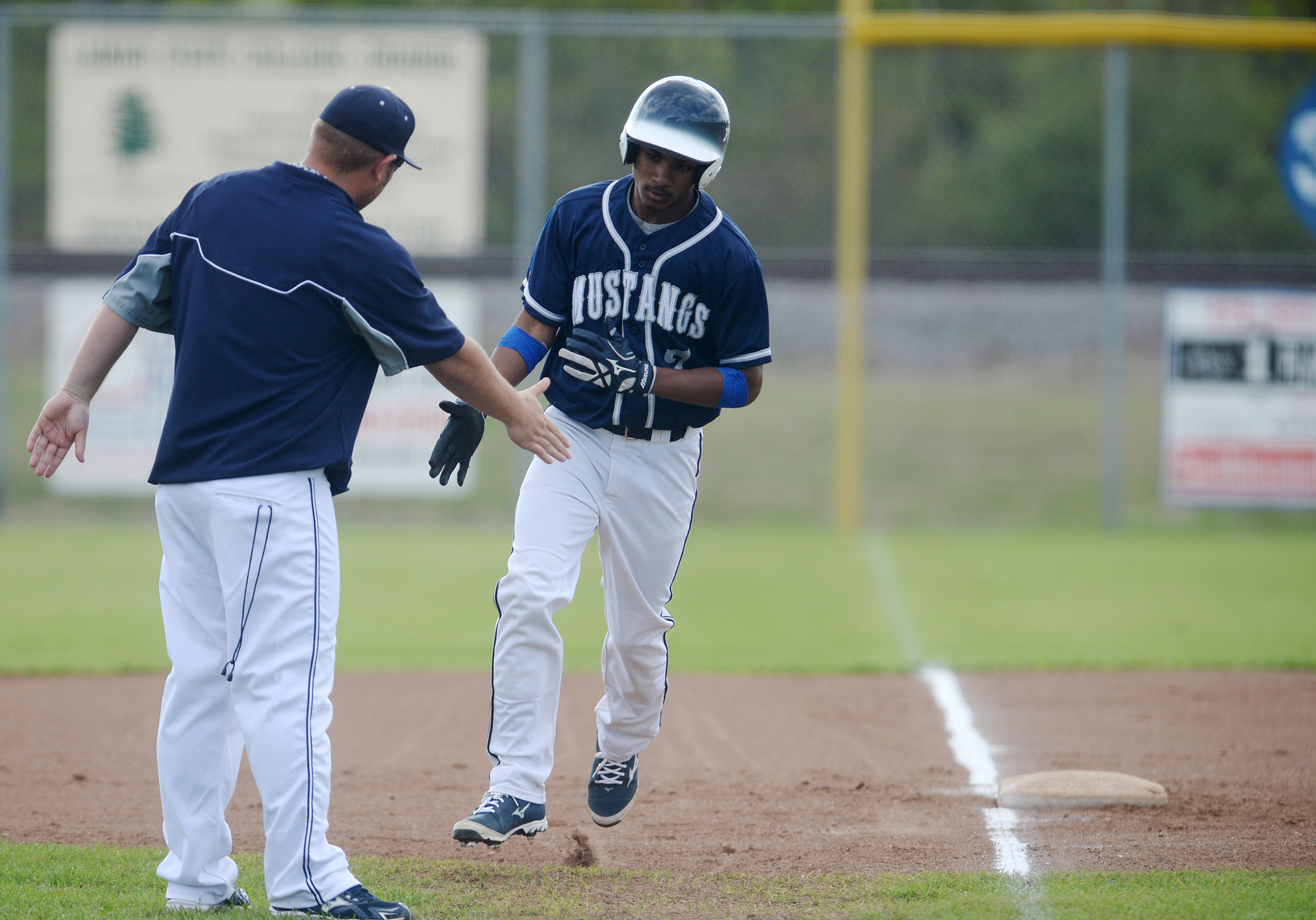 Silsbee baseball defeats WO-S, is now tied for second in 21-3A