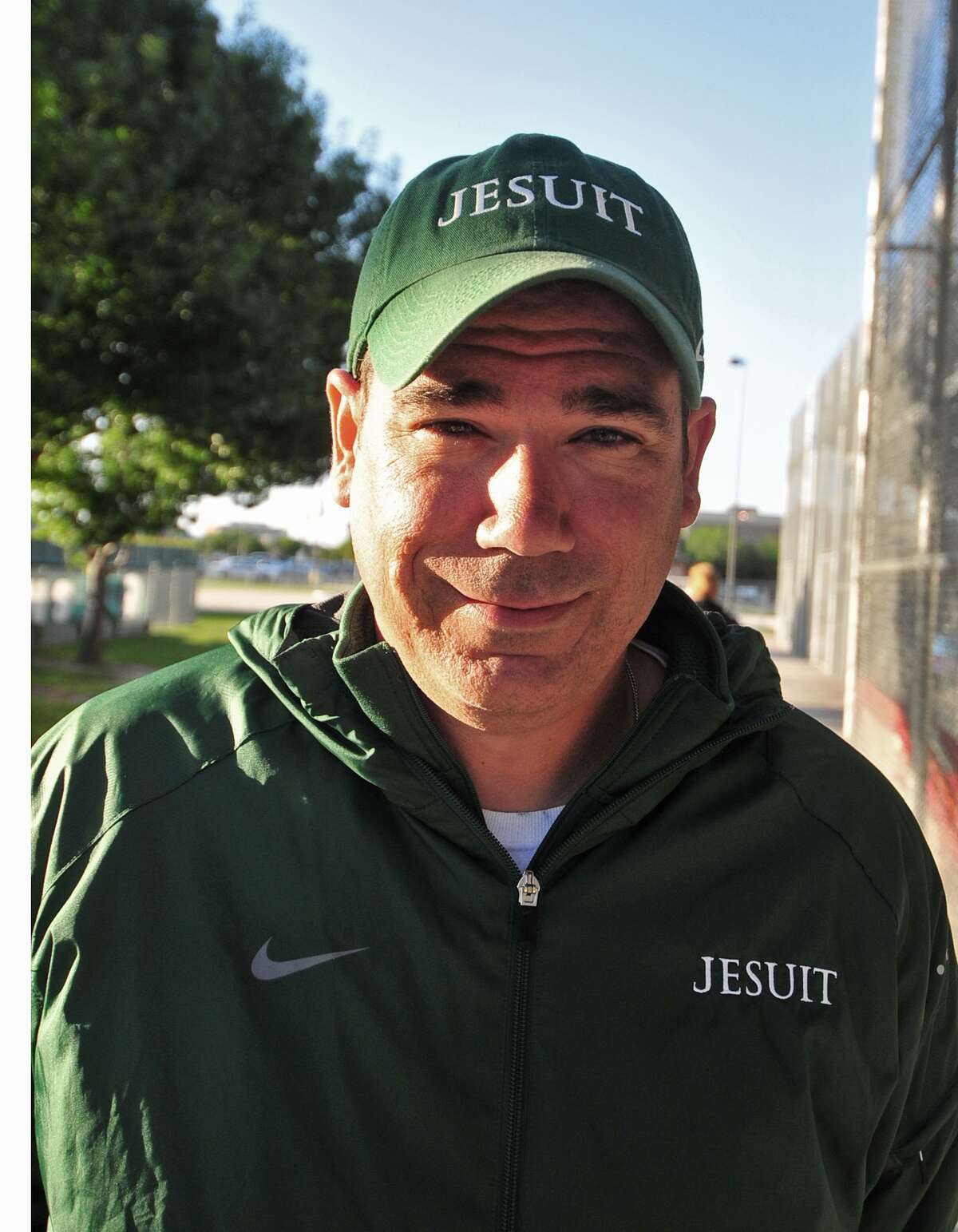Distance runners, depth make Strake Jesuit contender for 19-5A boys ...