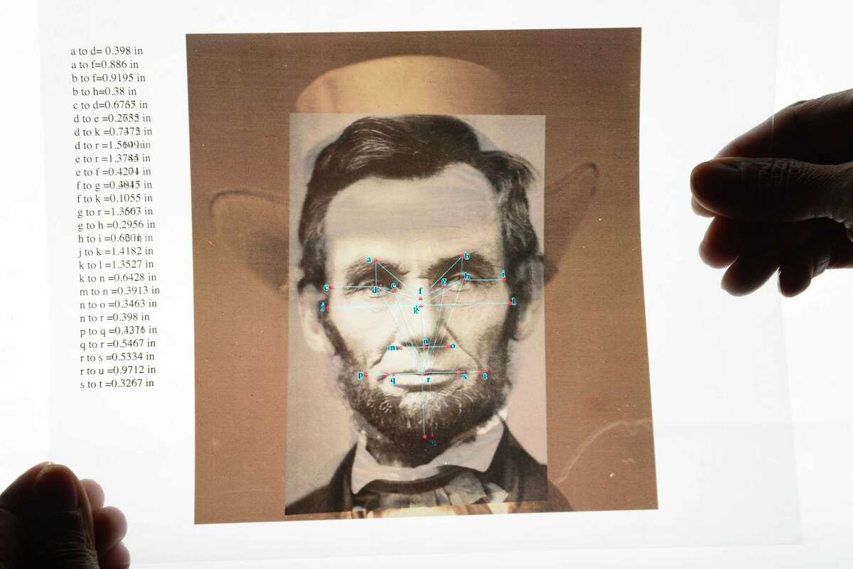 Image of young man tests conventional wisdom about Abraham Lincoln's beard