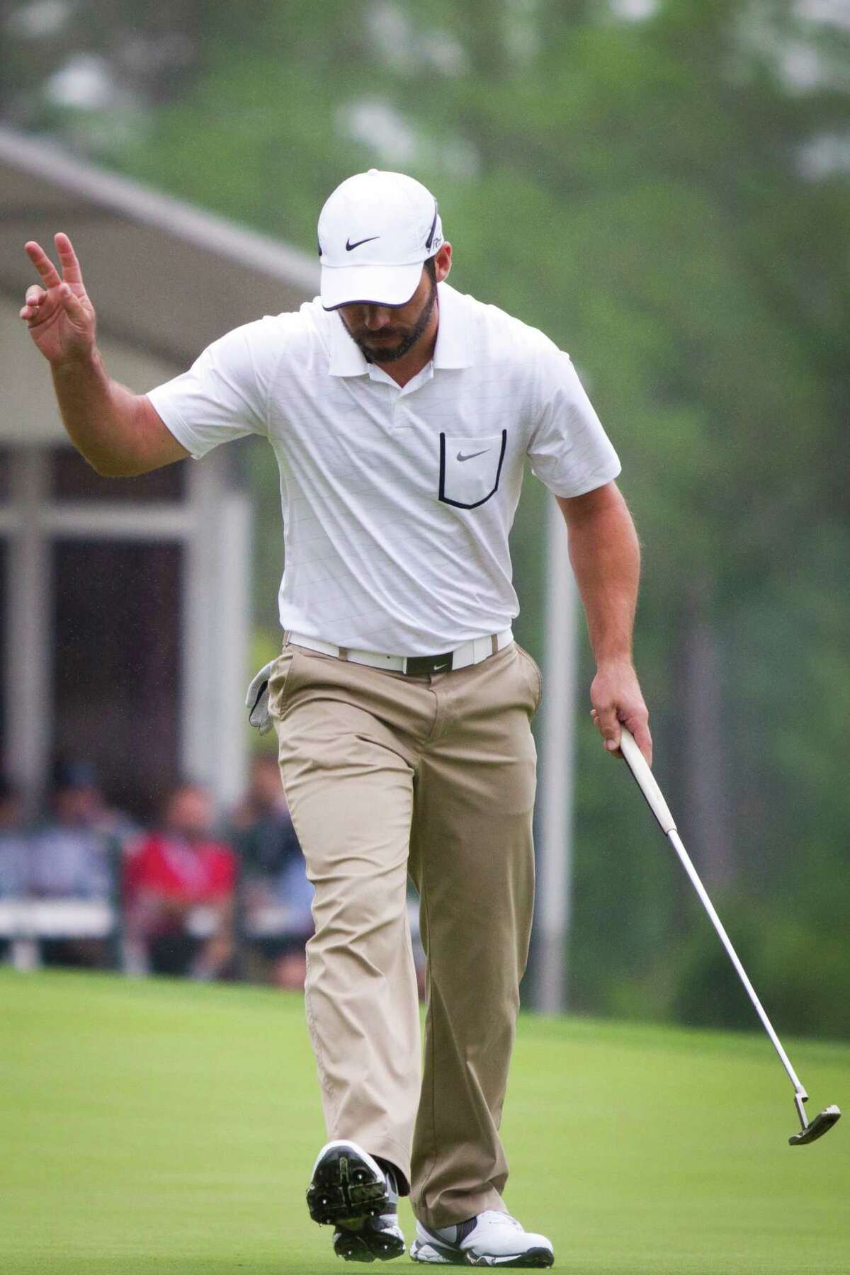 Matt Jones sneaks up on Kuchar to win Shell Houston Open