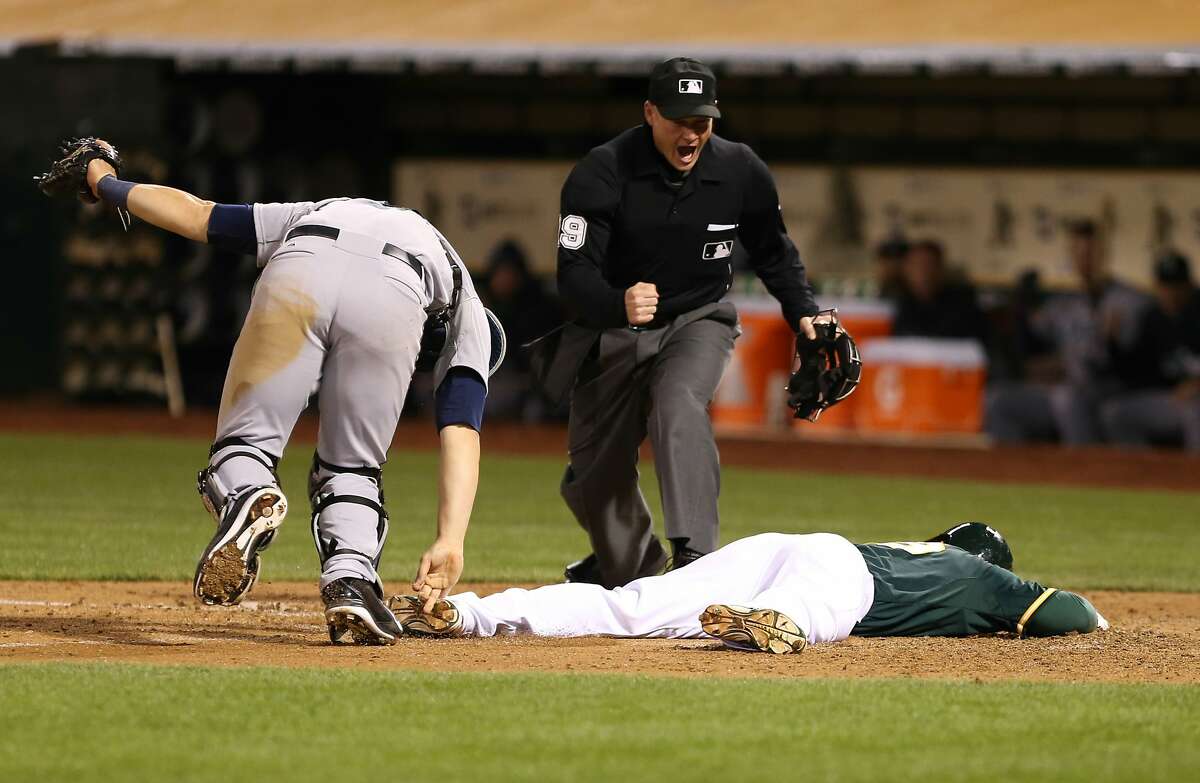 Crisp's homer in 12th gives A's victory