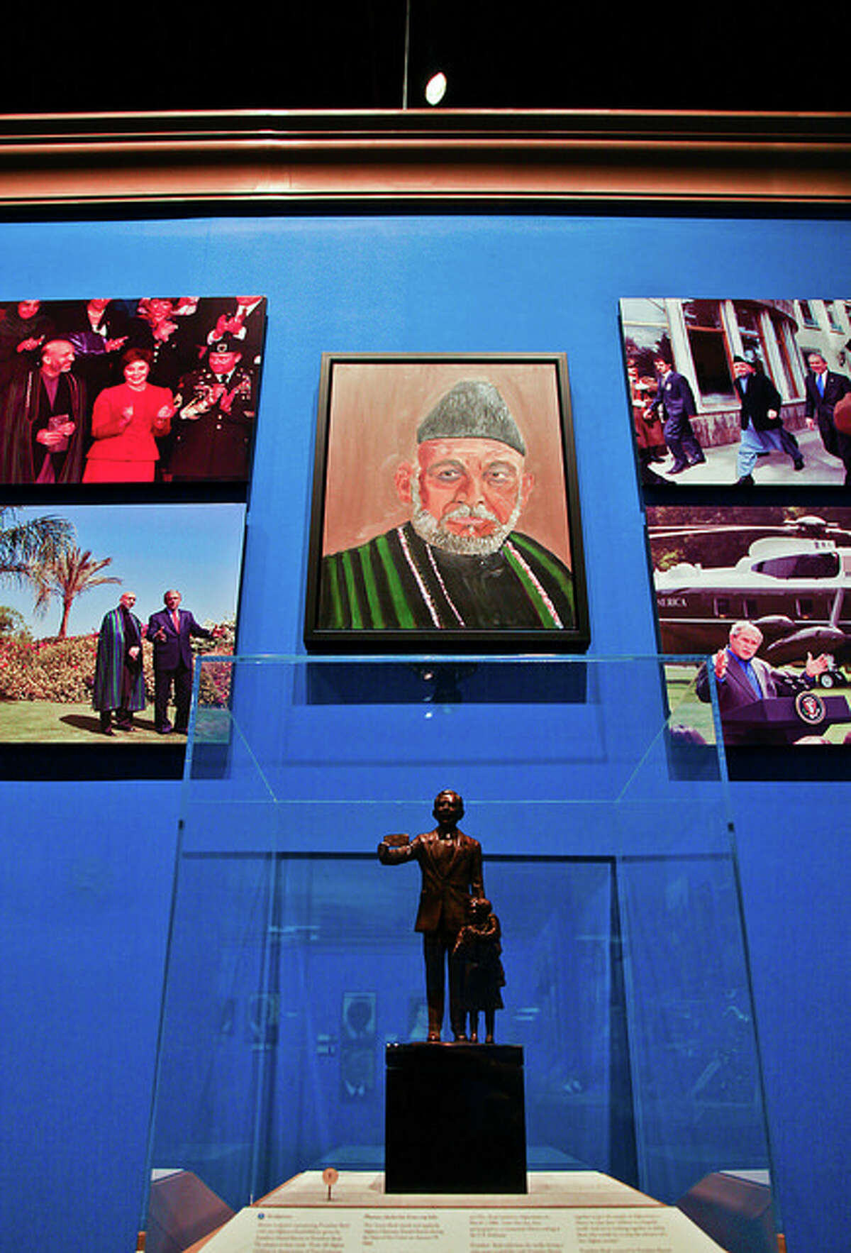 George W. Bush showcases personal paintings of world leaders