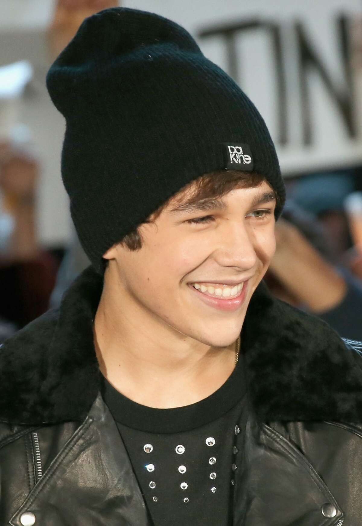 Austin Mahone book signing sells out