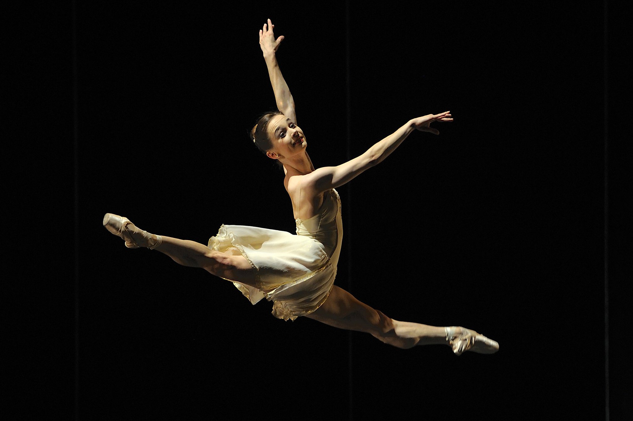 S.F. Ballet review: 'Maelstrom' hasn't lost its delight