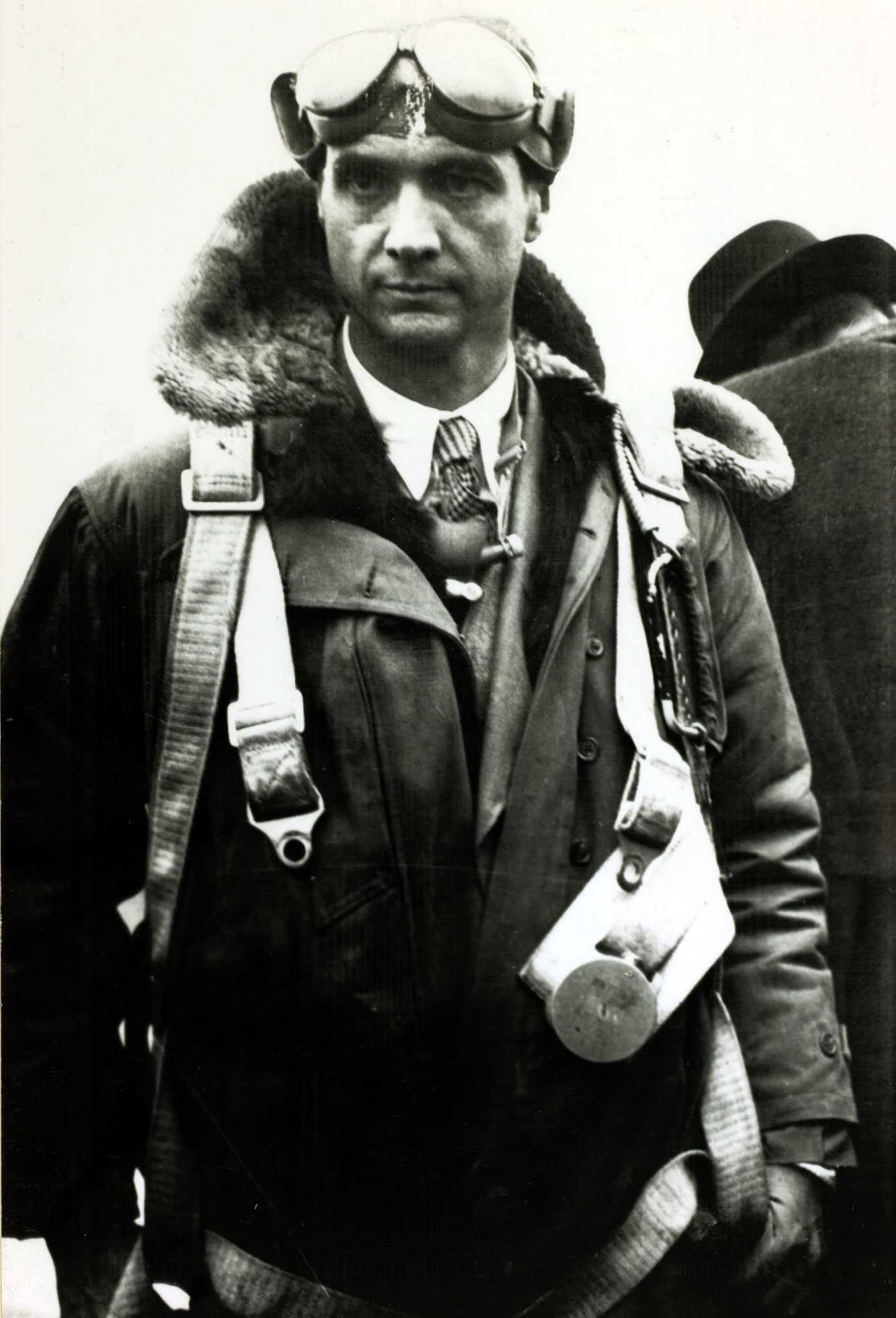 Howard Hughes Fingernails