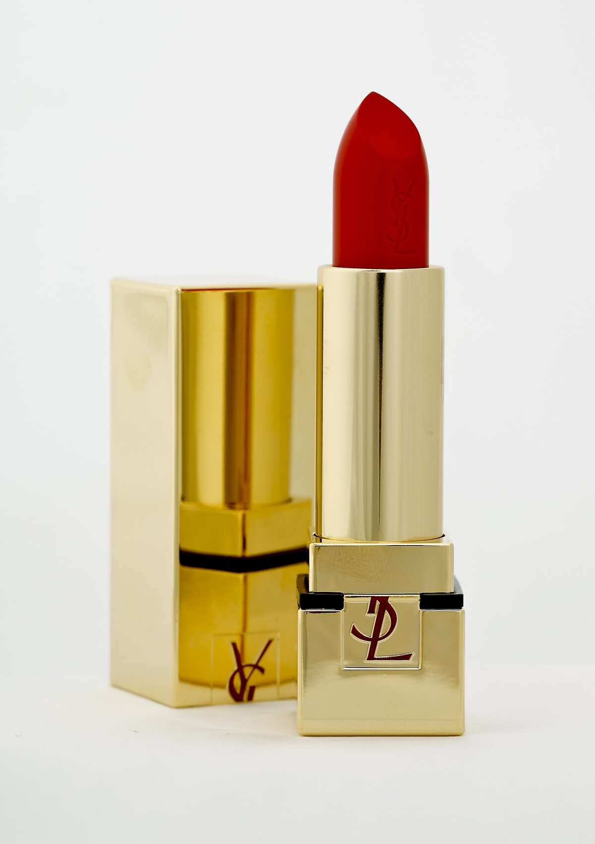 How to find the right coral lipstick hue for you