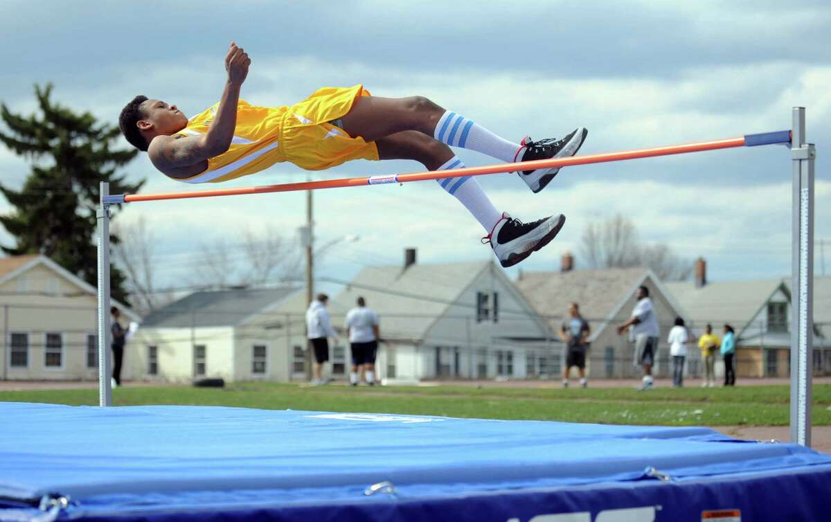 New uniforms bring Harding track together