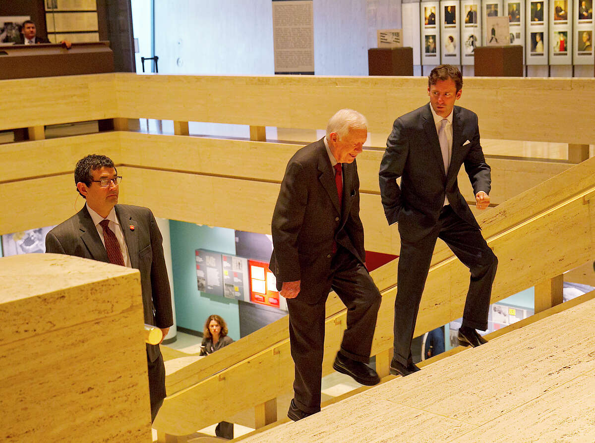 Jimmy Carter wraps up first day of Civil Rights Summit