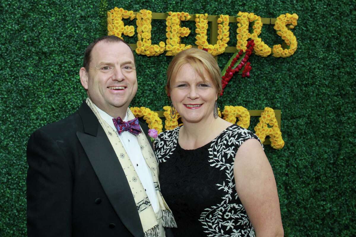 Floral and French, Opera Ball raises $2 million