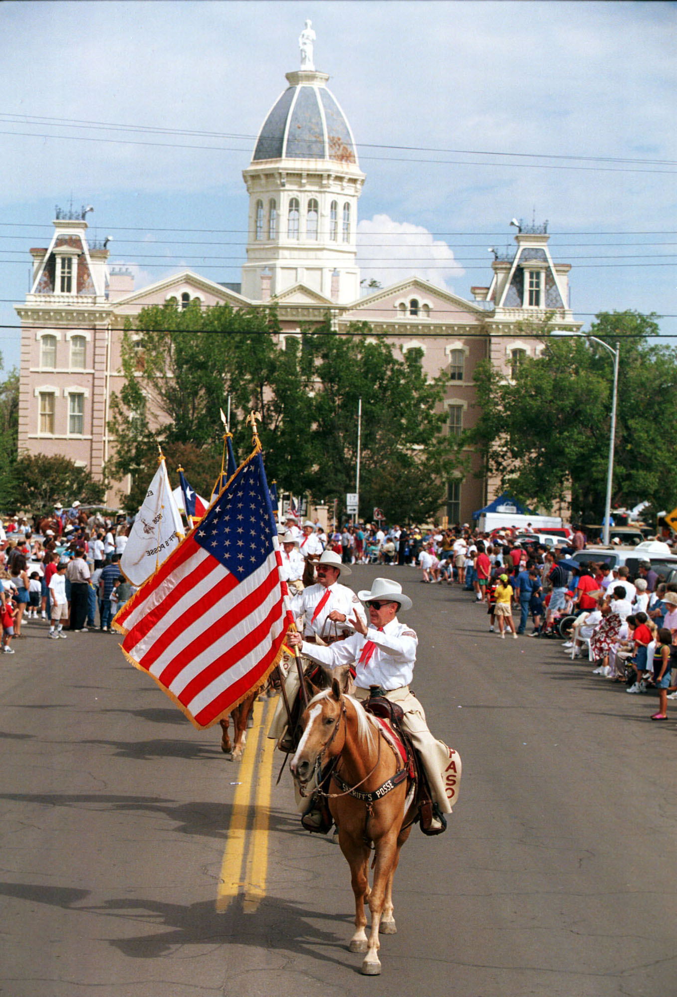 Vacation site ranks best Texas cities for Spring Break