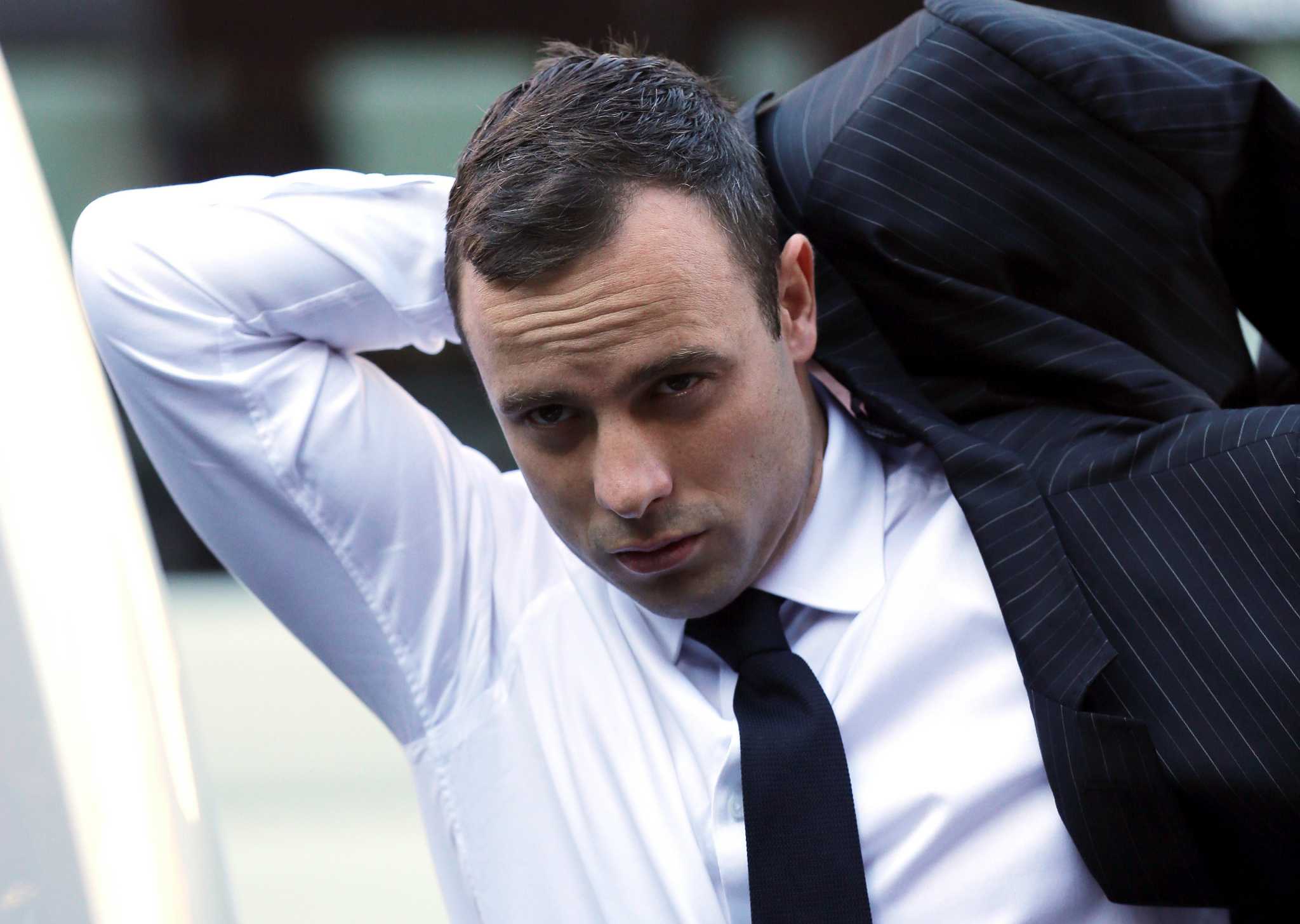 Prosecutor challenges Pistorius' story of killing
