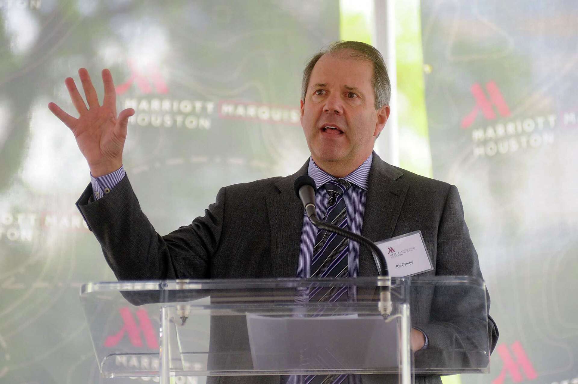 Business leaders see Marriott Marquis as new downtown icon