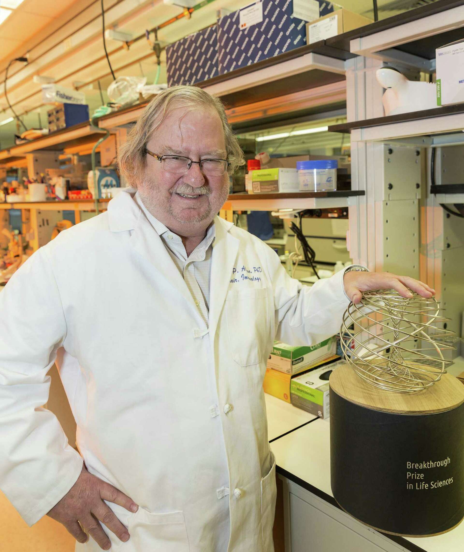 Texas scientist may have key in cancer war