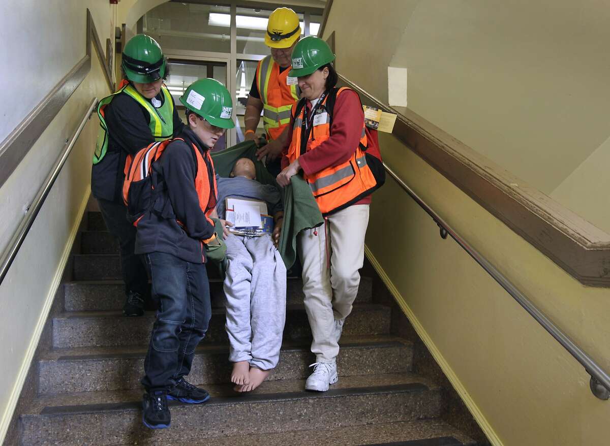 S.F. response teams learn how to help neighbors in disaster