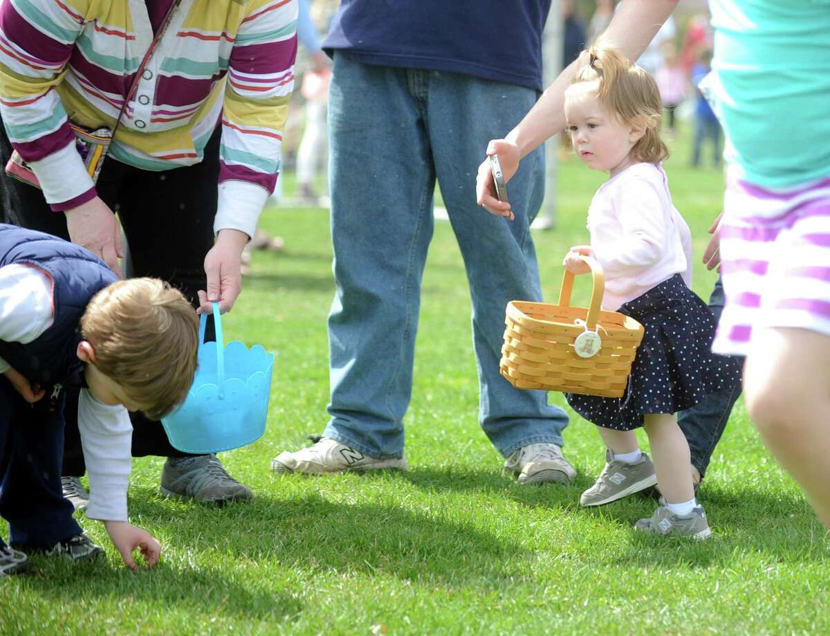 Perfect day for Fairfield Easter egg hunt