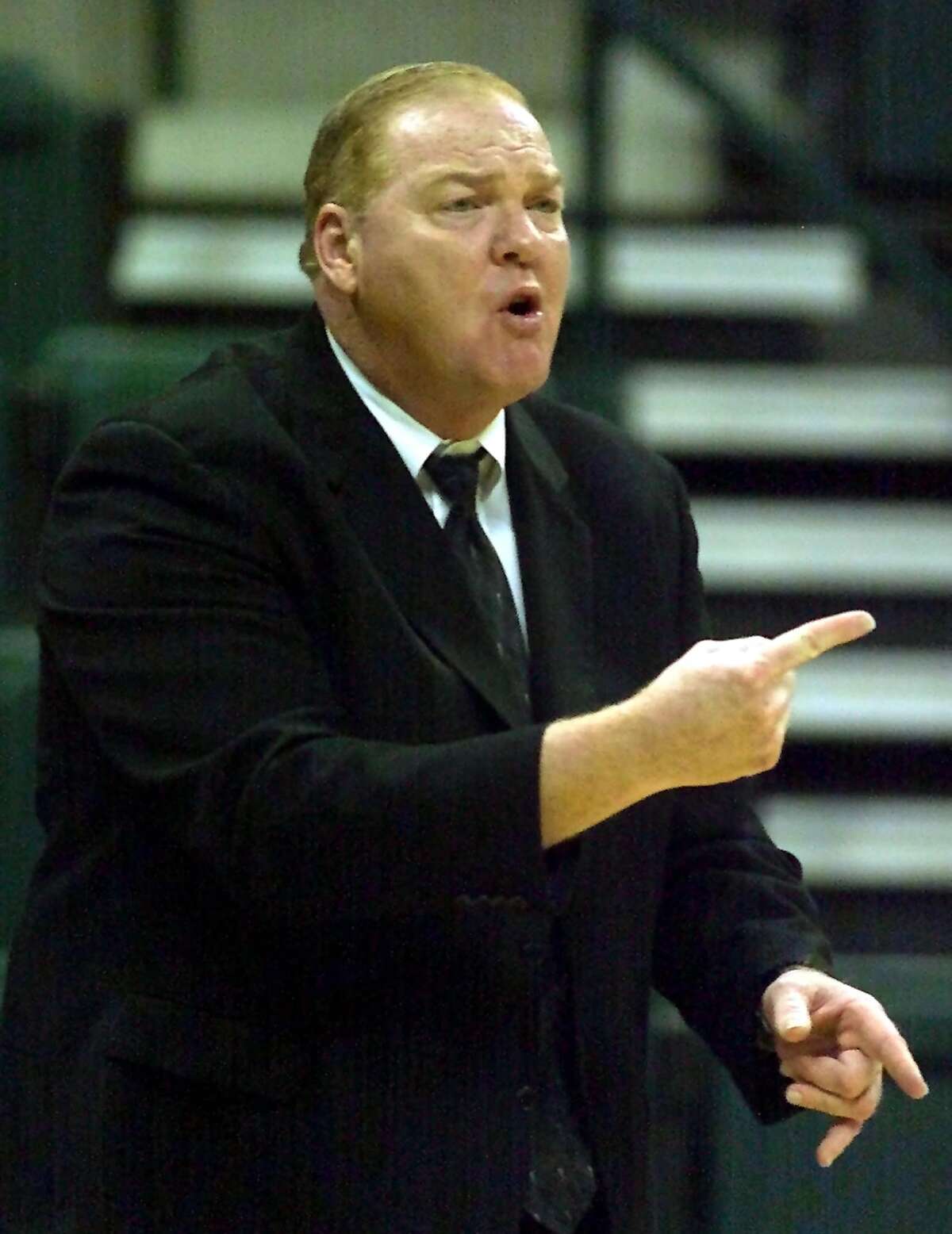 Former UH women's basketball coach Joe Curl dies at 59