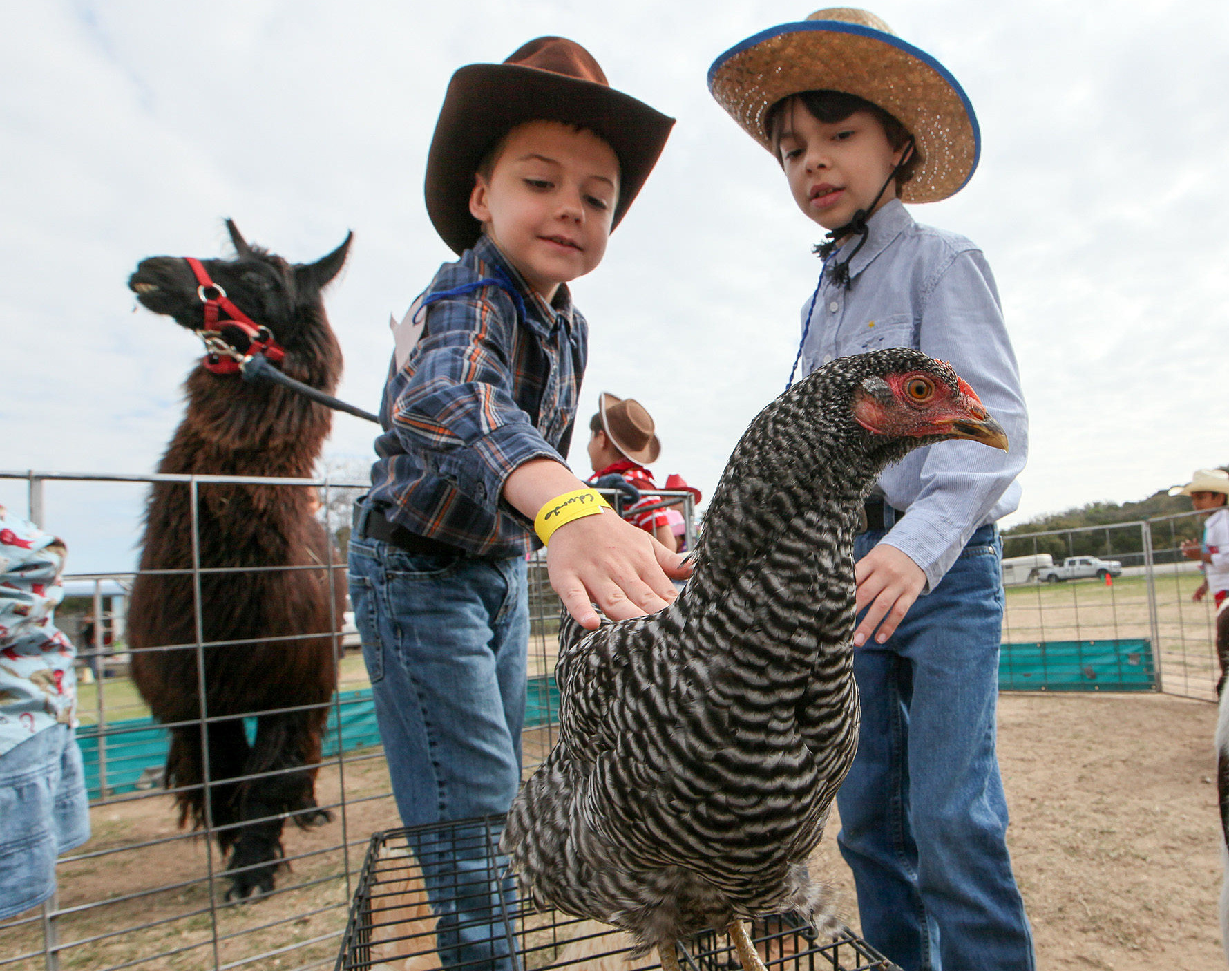 Students learn the ways of early Texas