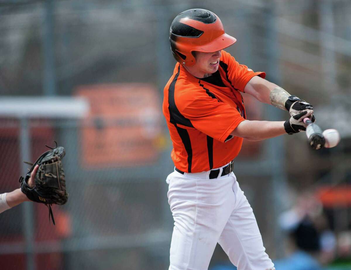 Shelton still winless after loss to Cheshire