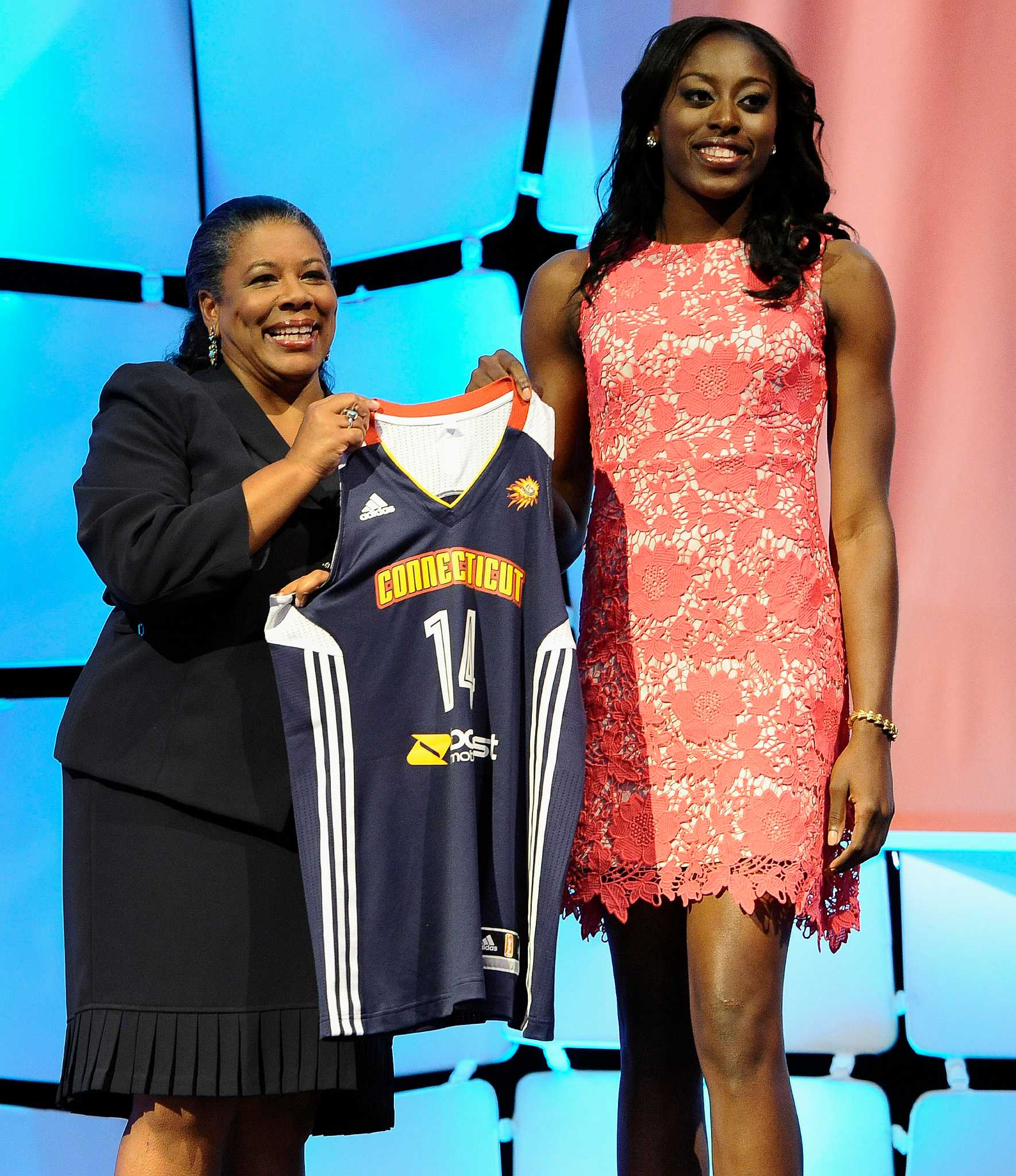 Sun take Cy-Fair ex Ogwumike No. 1 in WNBA draft