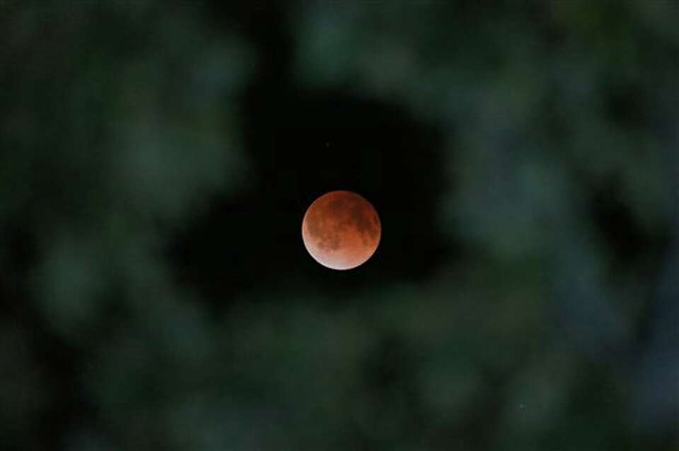 September Blood Moon, Super Moon combine for one spectacularly bright ...