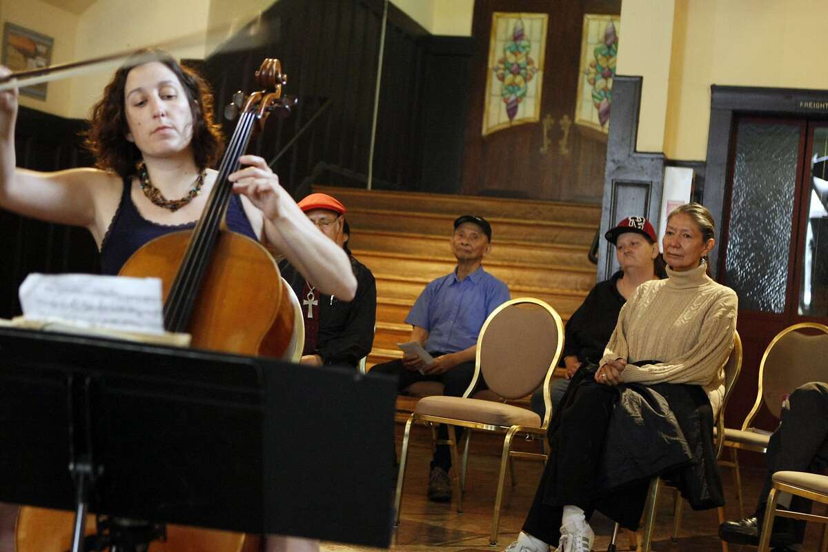 Live music radiates from Tenderloin hotel