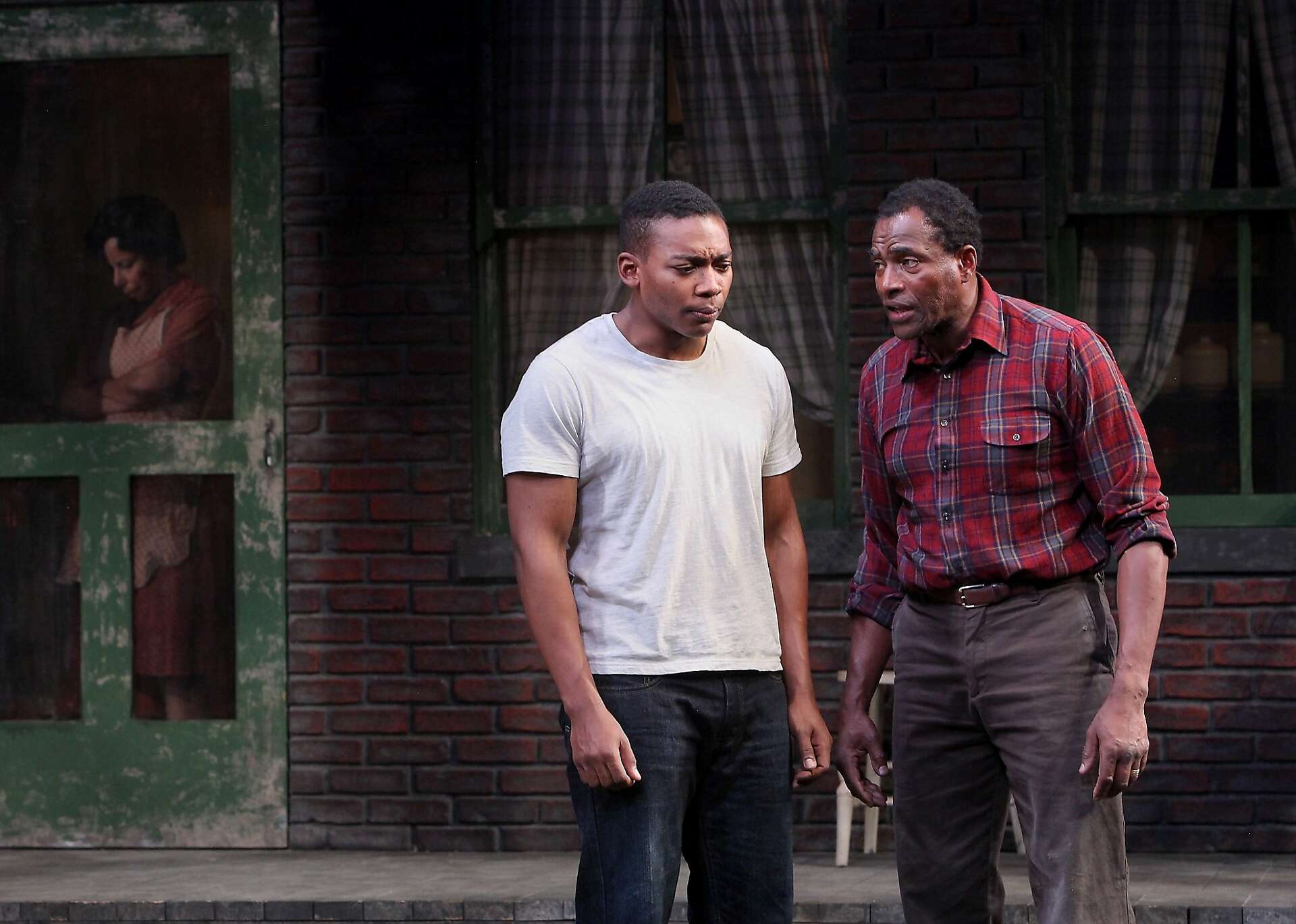 'Fences' review: August Wilson's cycle plays hit the '50s
