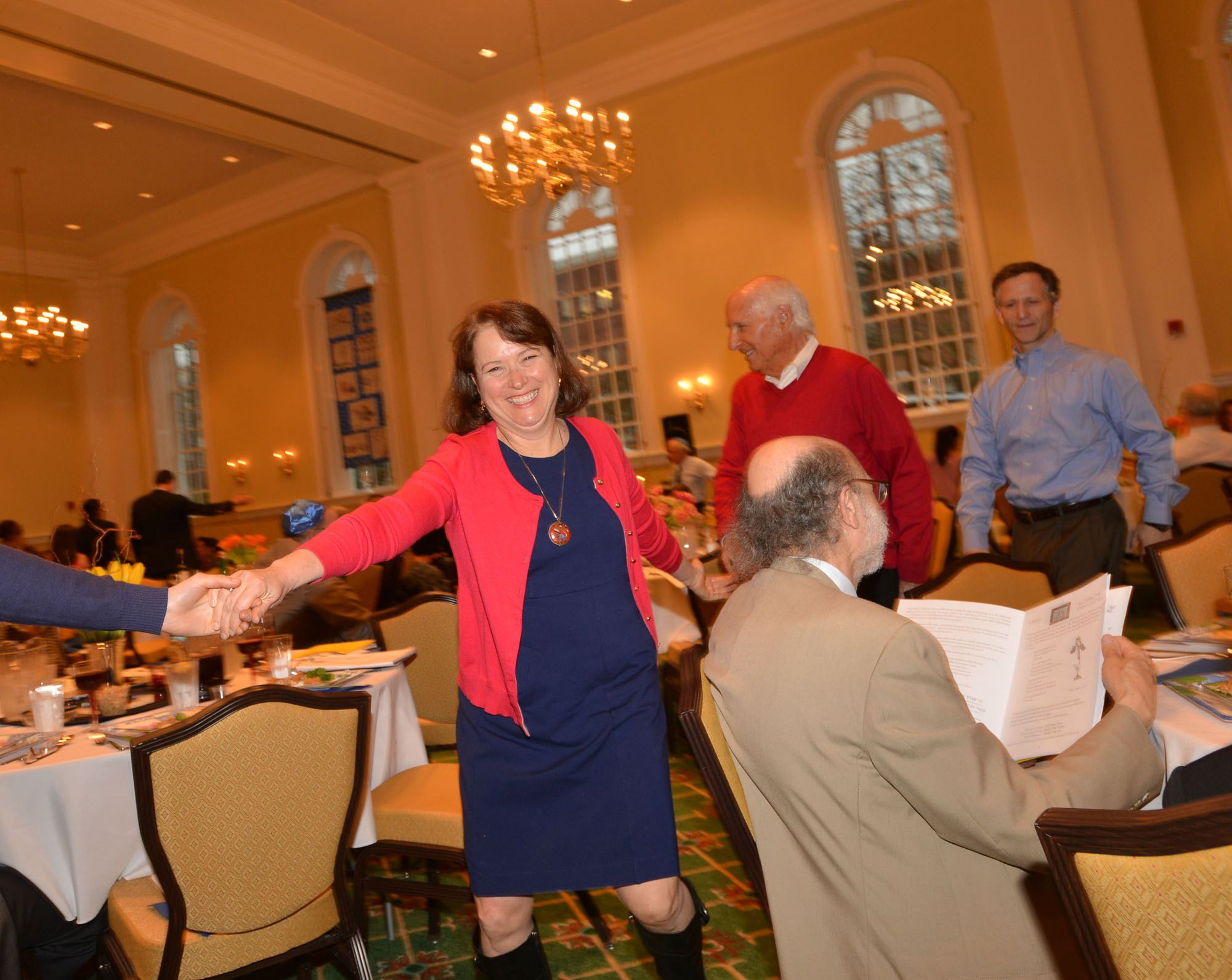 Congregation Shir Ami celebrates Passover