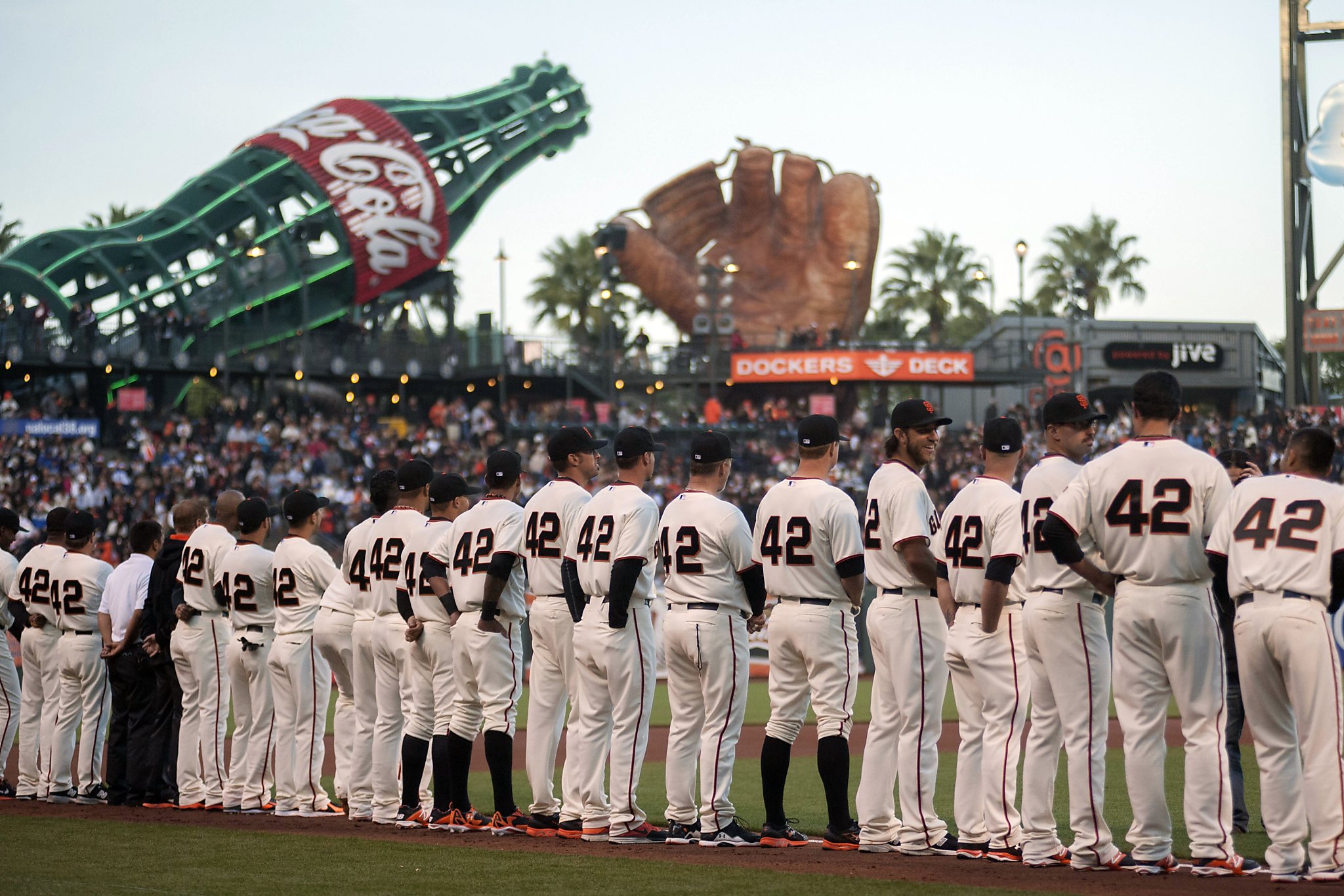 A special night in Giants-Dodgers rivalry