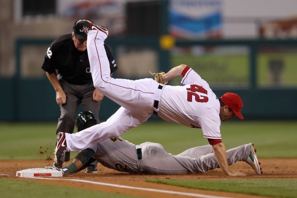 A's win wild one in 11th inning