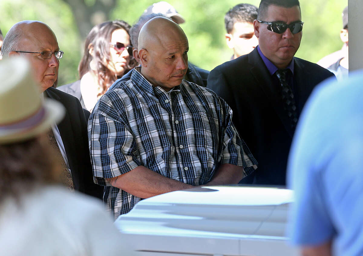 Former boxer Ayala Jr. released from prison