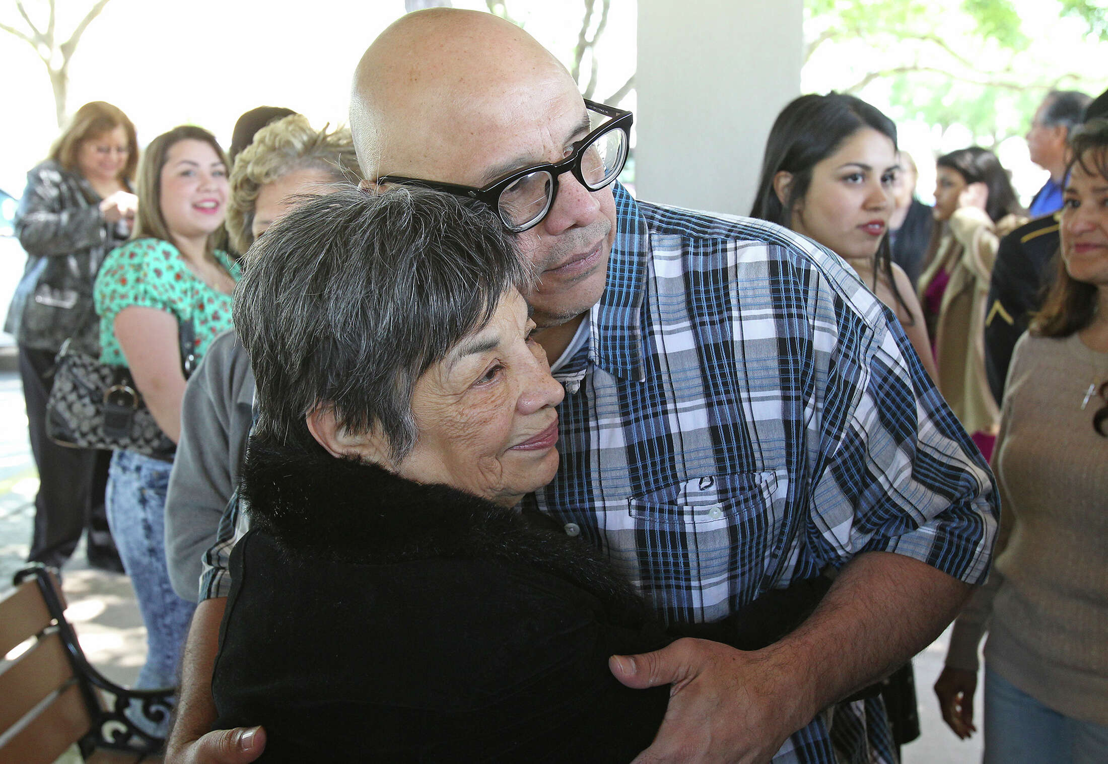 Former boxer Ayala Jr. released from prison