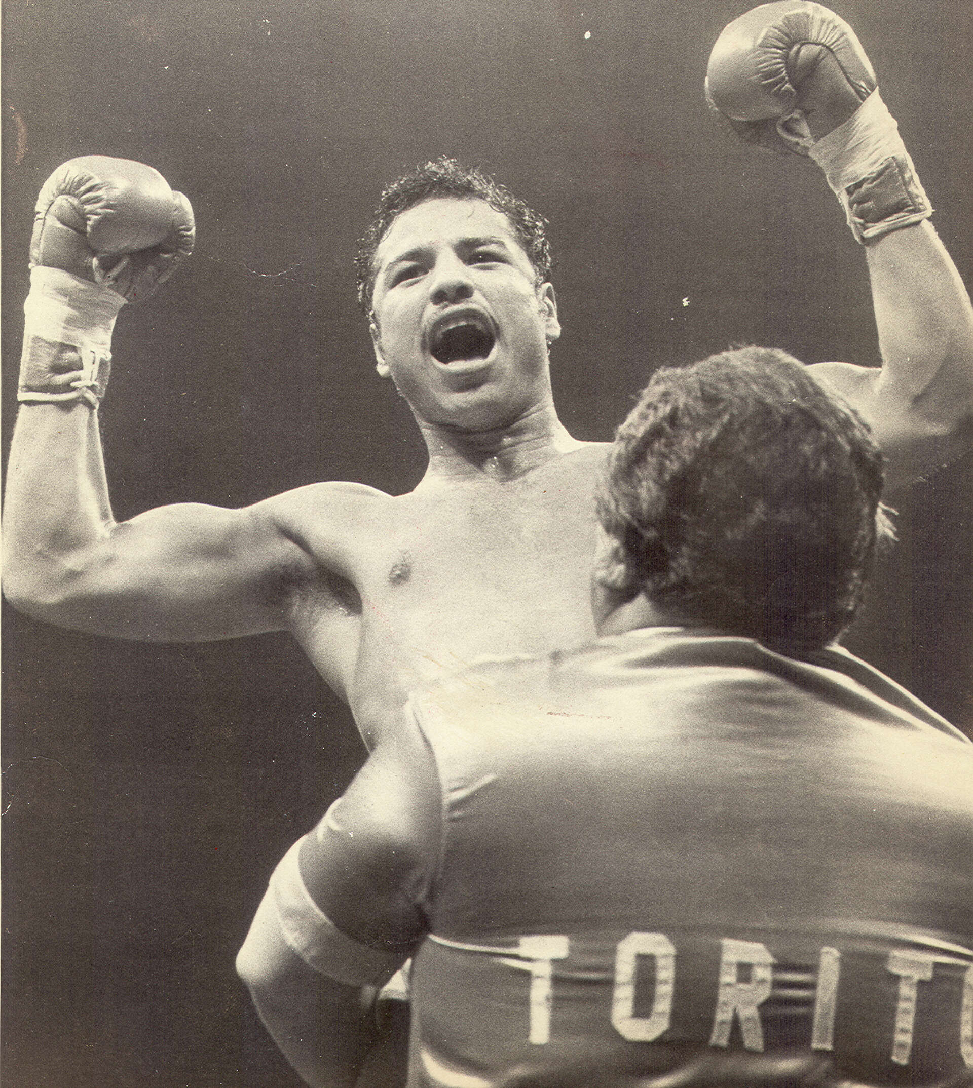 Former boxer Ayala Jr. released from prison