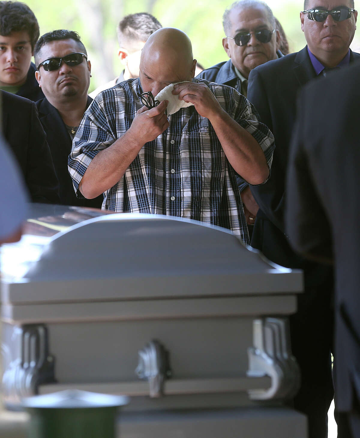 Former boxer Ayala Jr. released from prison