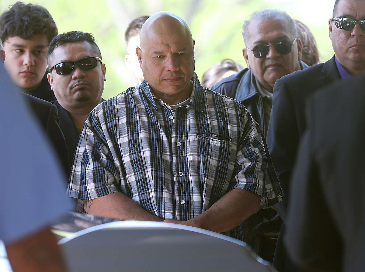 Former boxer Ayala Jr. released from prison