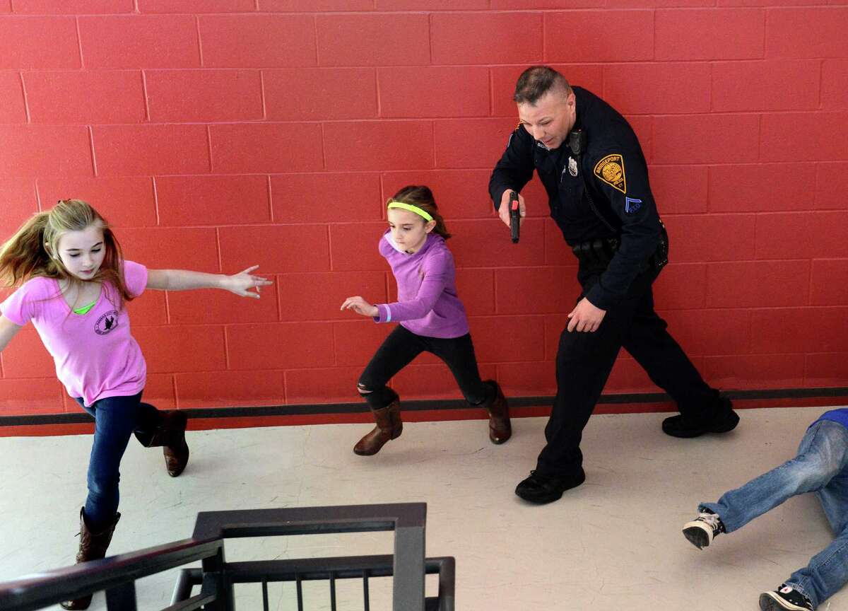 Cops, with kids, train for school crises