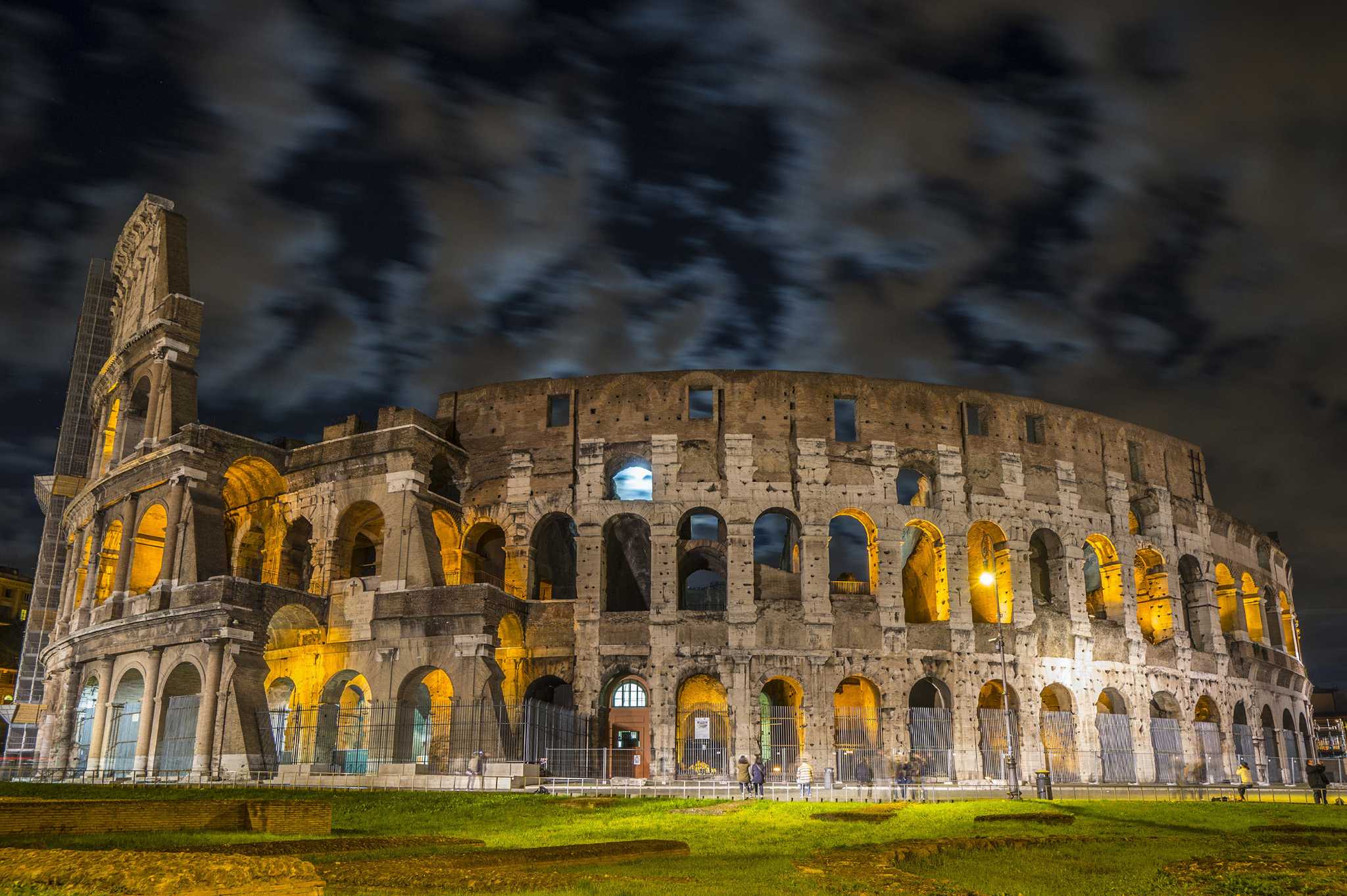 Plenty of spectacles, history in Rome