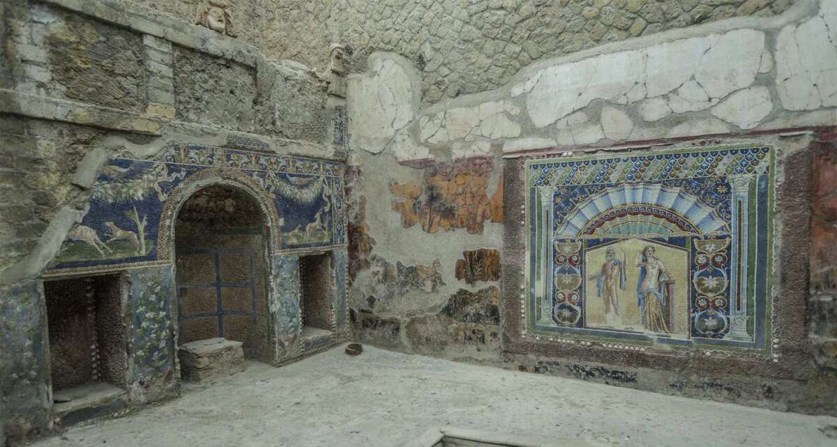 Under the ash lay a prosperous Pompeii