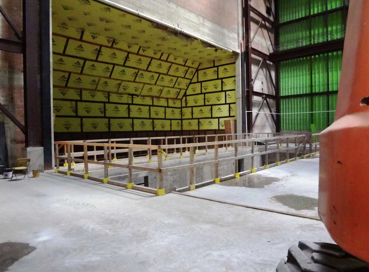 Classic theaters take us back in time