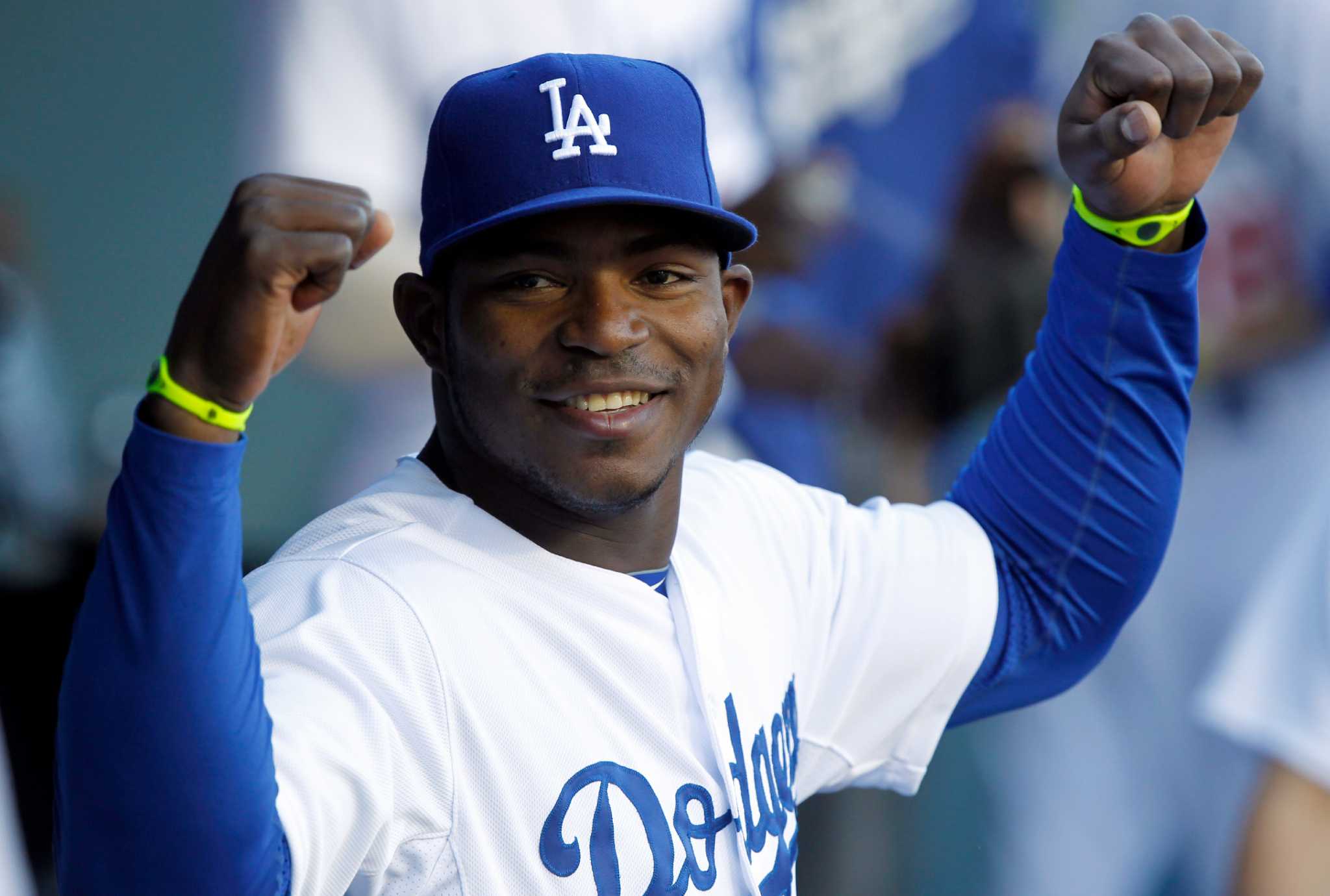 Tales of intrigue follow Puig's defection from Cuba to rich deal with ...