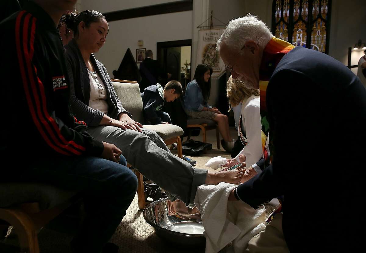 Pelosi assists in Holy Week foot-washing ritual