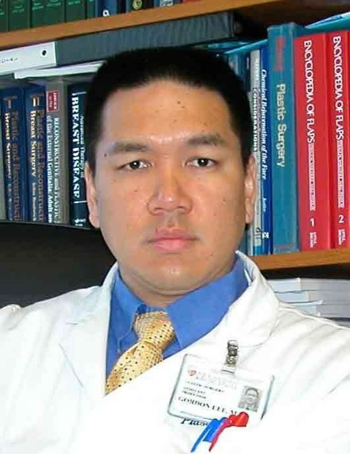 Man may be 1st to father child with reconstructed penis