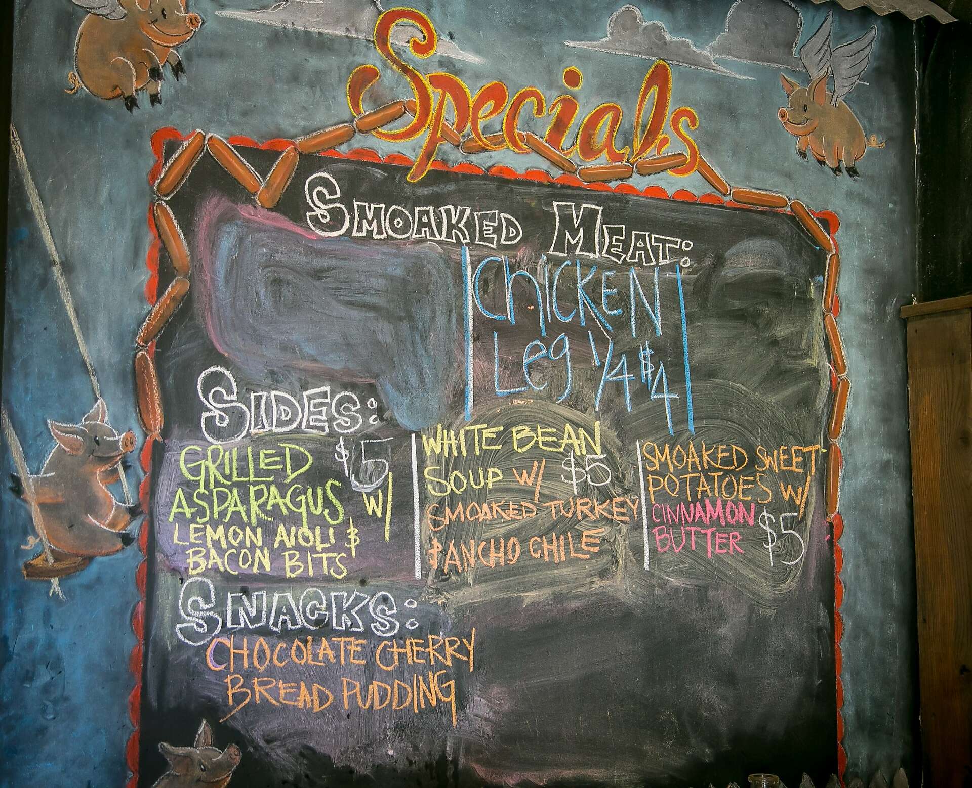 Napa BBQ joint Smoakville pigs out on ribs, pulled pork