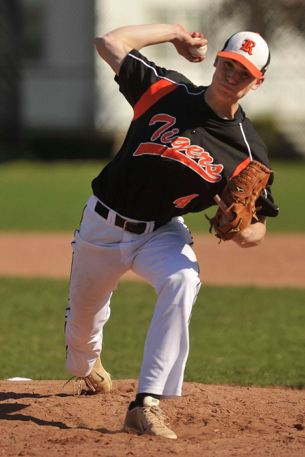 Ridgefield baseball beats Stamford