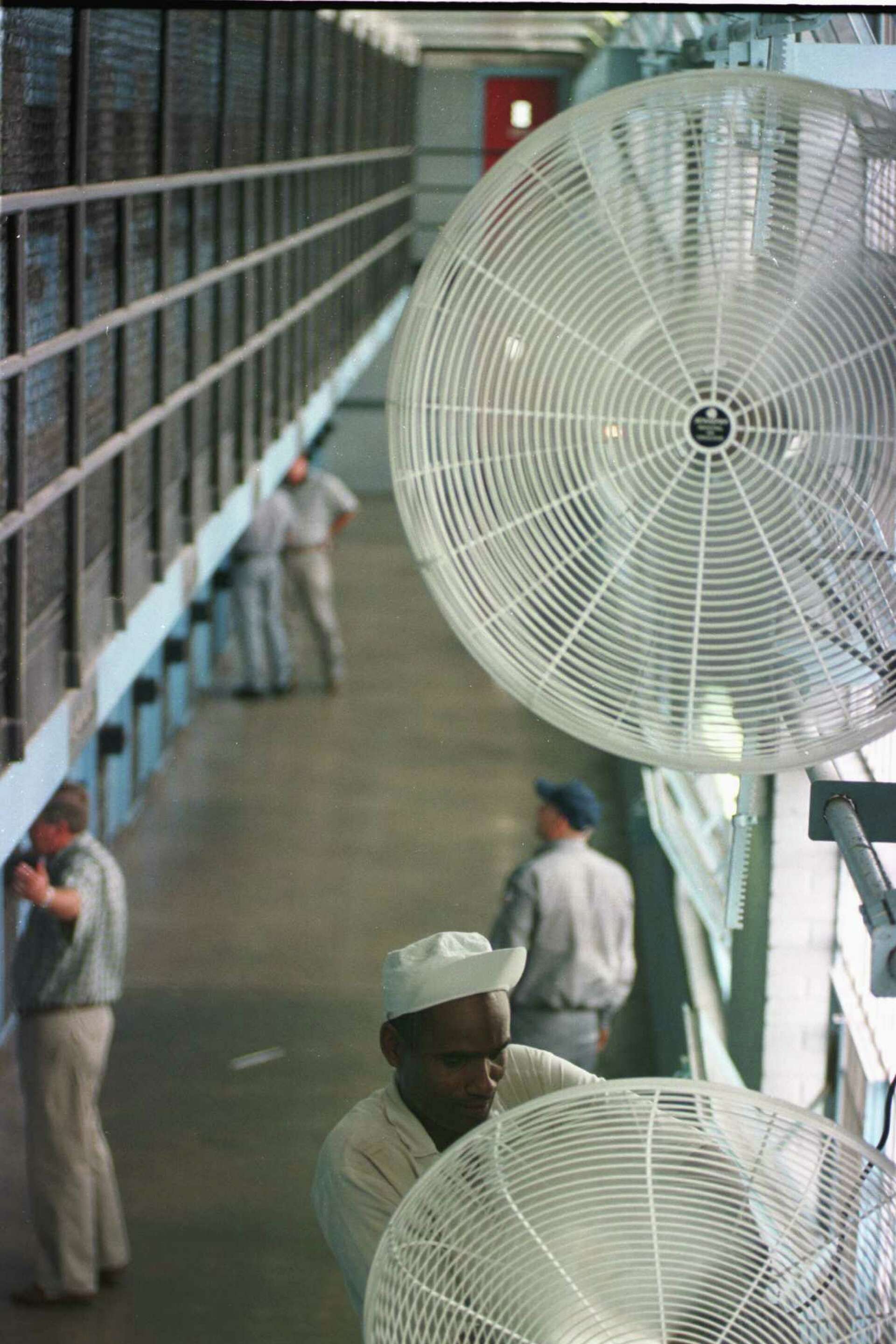 New lawsuit: Prisons so hot, cell blocks like ovens