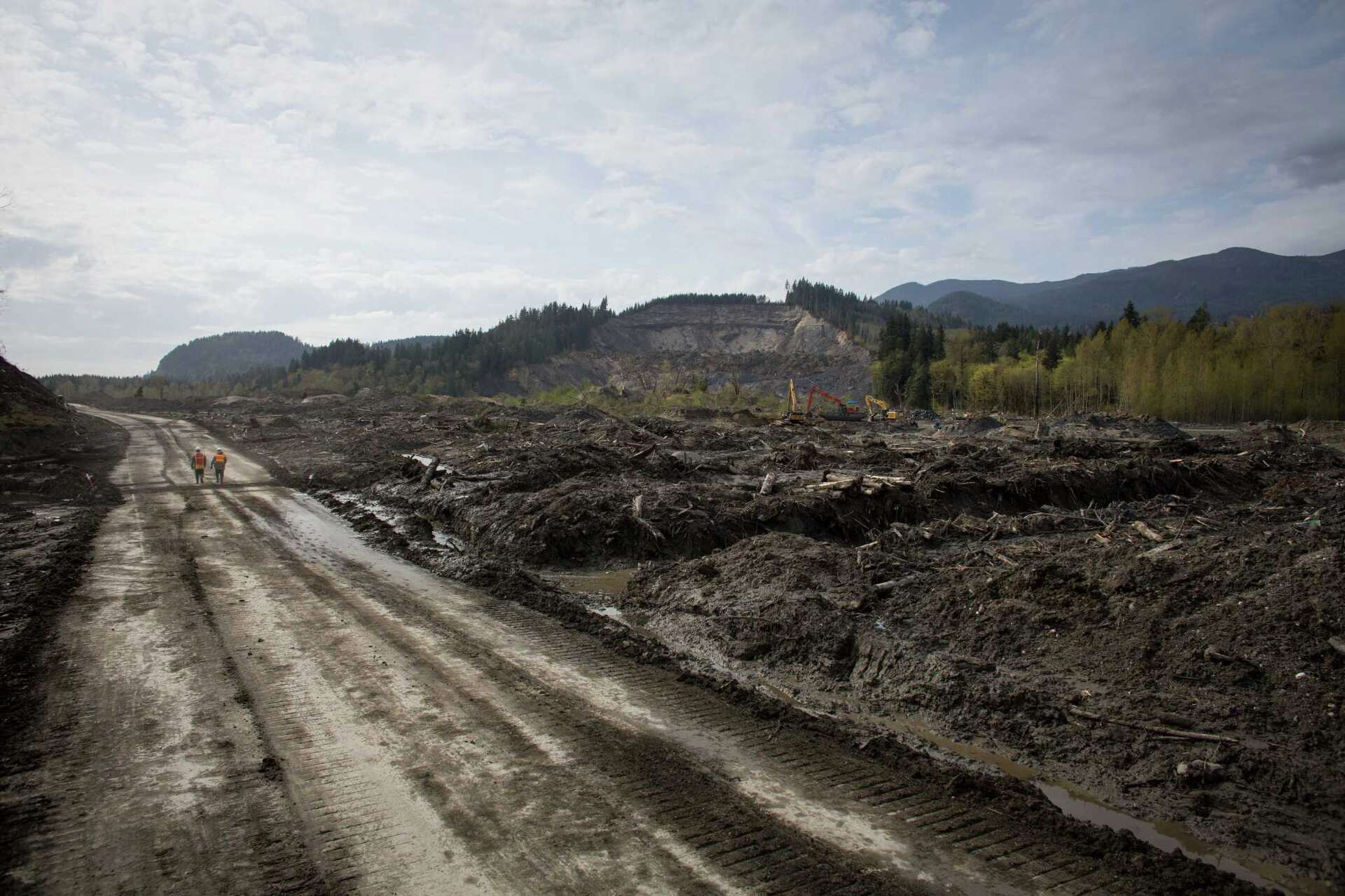 Obama visits Oso on Tuesday in his role as comforter-in-chief