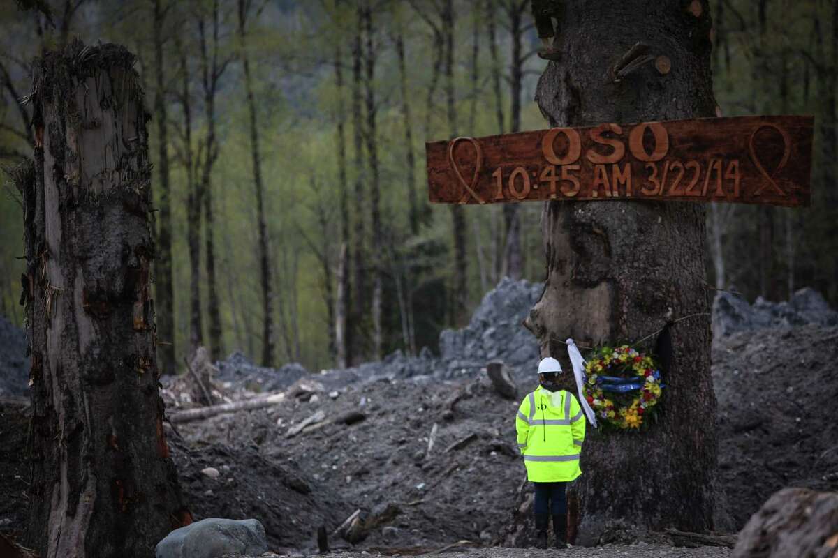Obama visits Oso on Tuesday in his role as comforter-in-chief